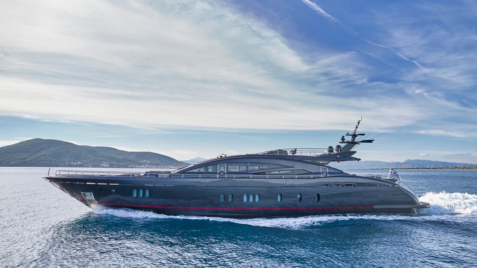 39m Golden Yachts motor yacht O'Pati joins market